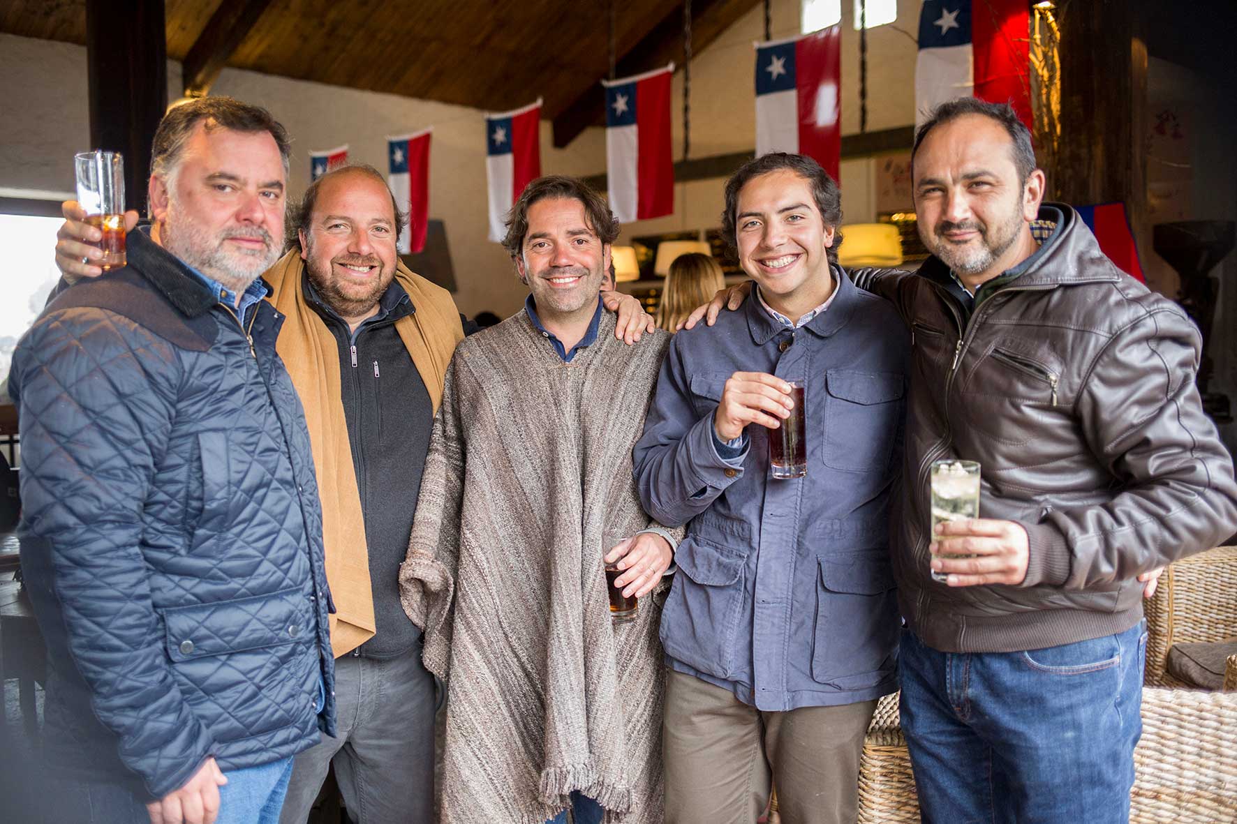 Francisco-Whipple,-Critóbal-Mujica,-Andrés-Zuluoga,-Benjamín-Mujica ...